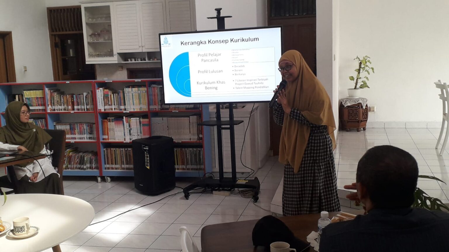 Kunjungan Studi Banding Yayasan Pintar Bandung – Bening Indonesia Foundation